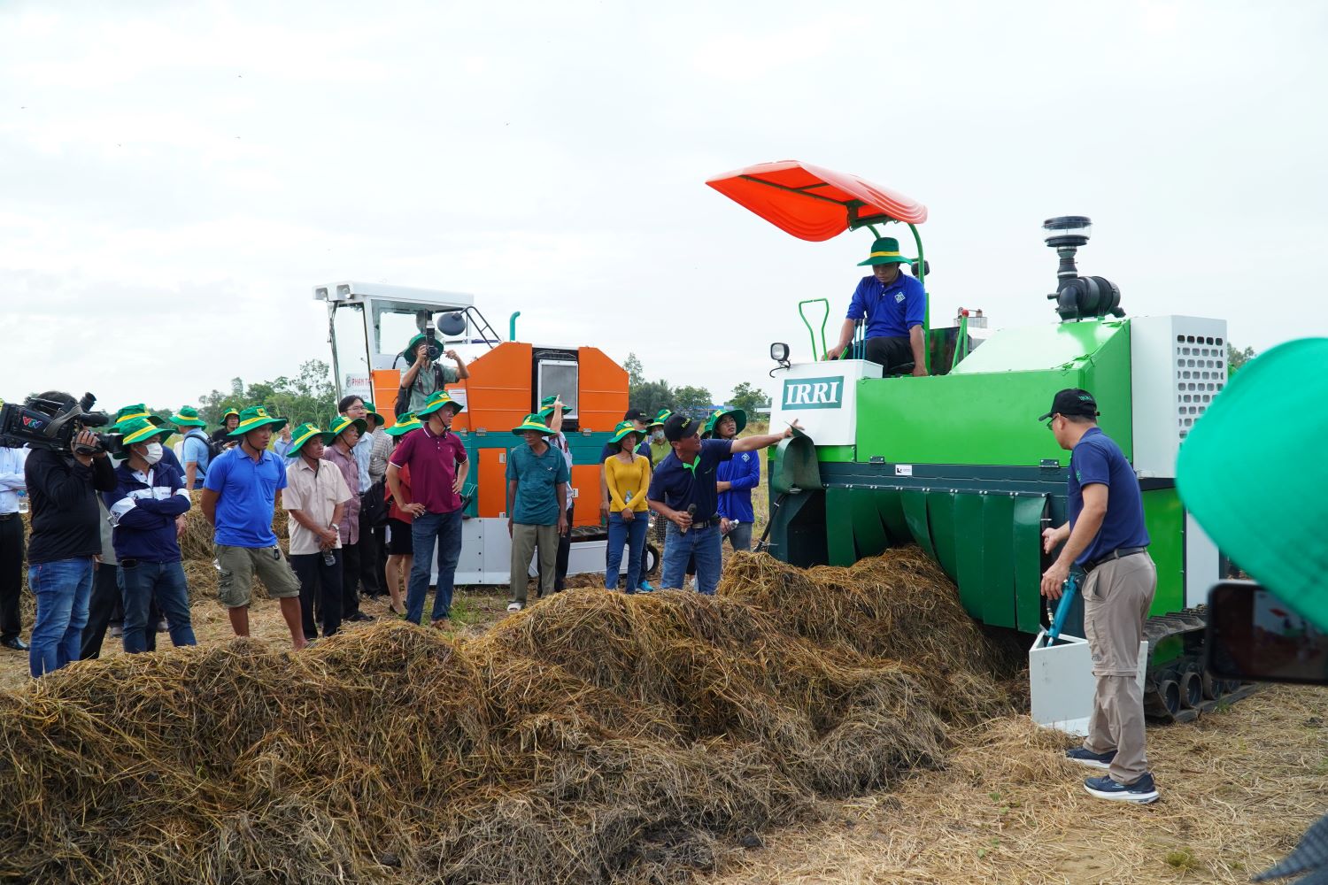 Showcasing rice straw innovations for farmers in Vietnam’s Mekong River ...